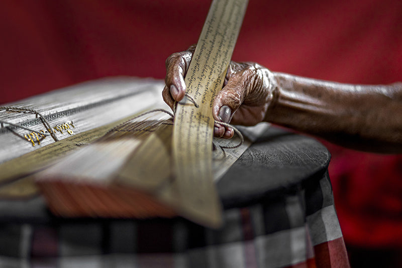 The Lontar Master – Imperfect Frame